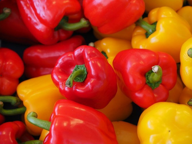 Now Sowing: Peppers, sweet (Seeds inside: February 15–March 15, July ...